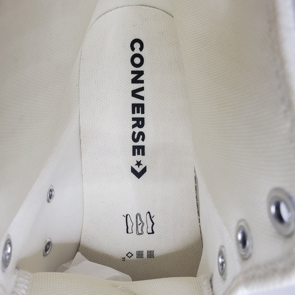 Converse | Shoes | Converse Chuck Taylor All Star Lugged 2 High White ...